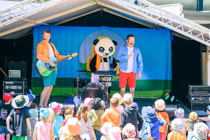 Tickets for Family Day with the Mik Maks in Drysdale from Geelong Australia